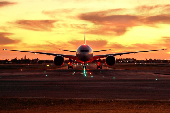 Projects - Adelaide Airport: Main Runway and Taxiways Overlay Project ...